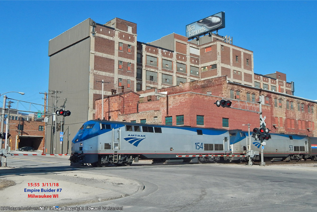 154 and 53 head up Sundays Empire Builder 7